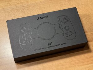 【Leadjoy M1 レビュー】スマホでゲームし放題！装着するだけで快適な操作性が手に入るiPhone専用モバイルゲームコントローラー ...