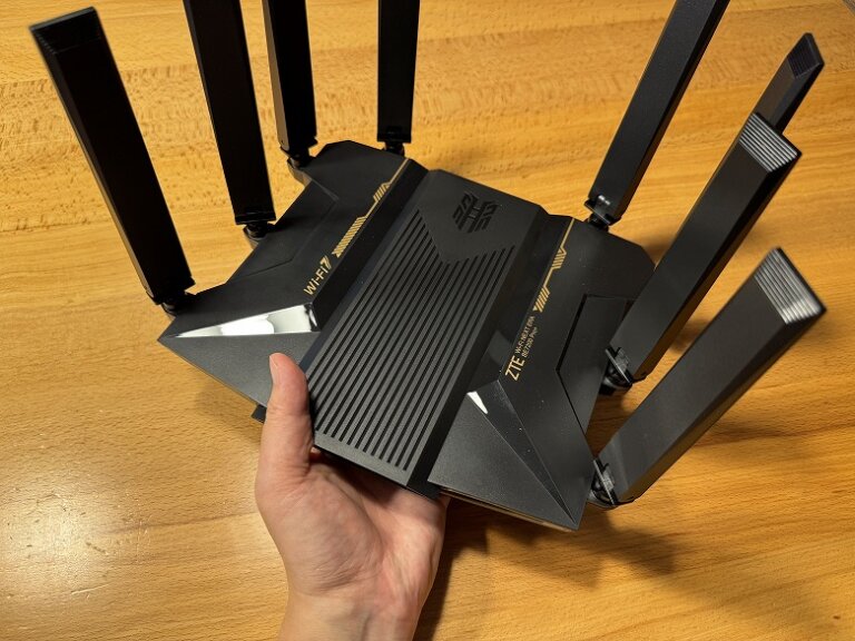【ZTE Inazuma BE7200 Pro+ レビュー】ハイエンドチップ搭載、ゲーマー向けWi-Fi 7ルーターの実力を検証 | ガジェルバ